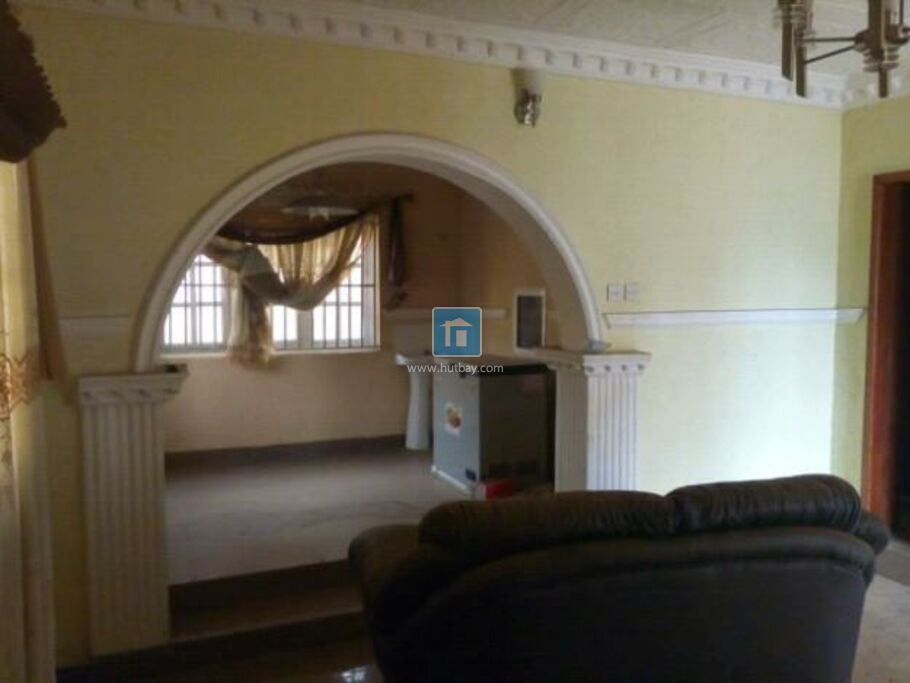 3 Bedroom Bungalow at Jakande Estate Lagos | Hutbay