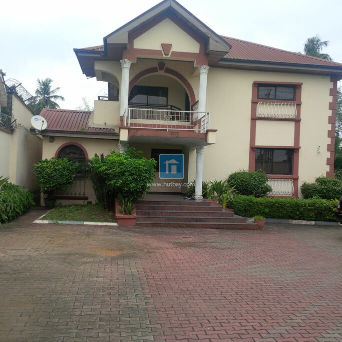 5 Bedroom Detached at Magodo Lagos | Hutbay