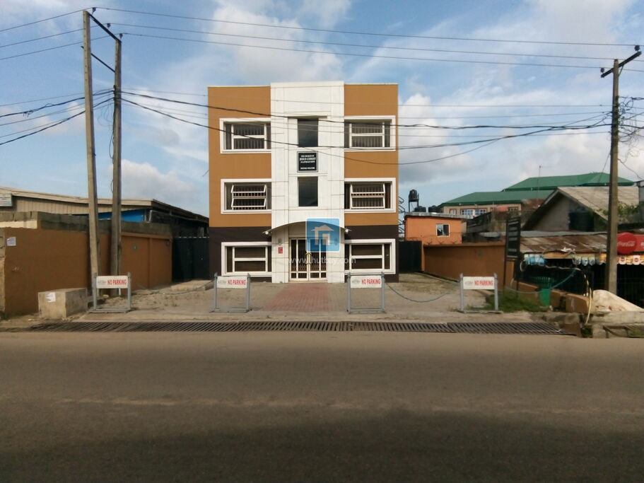 Commerical Property at Akoka Lagos | Hutbay