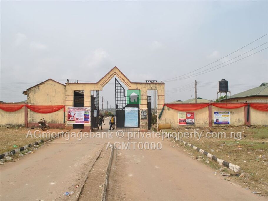 2 Bedroom Bungalow For sale at Mile 12, Lagos | Hutbay