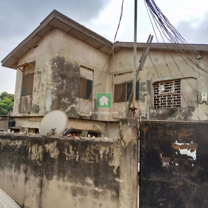 Bedroom Flat Apartment For sale at Oworonshoki, Lagos | Hutbay