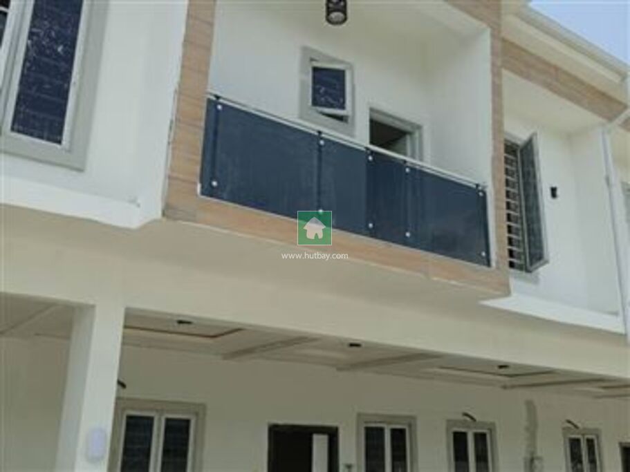 3 Bedroom Block of Flats For sale at Festac, Lagos | Hutbay