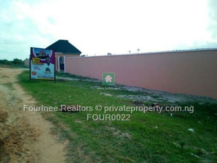 Land For sale at Ajah, Lagos | Hutbay